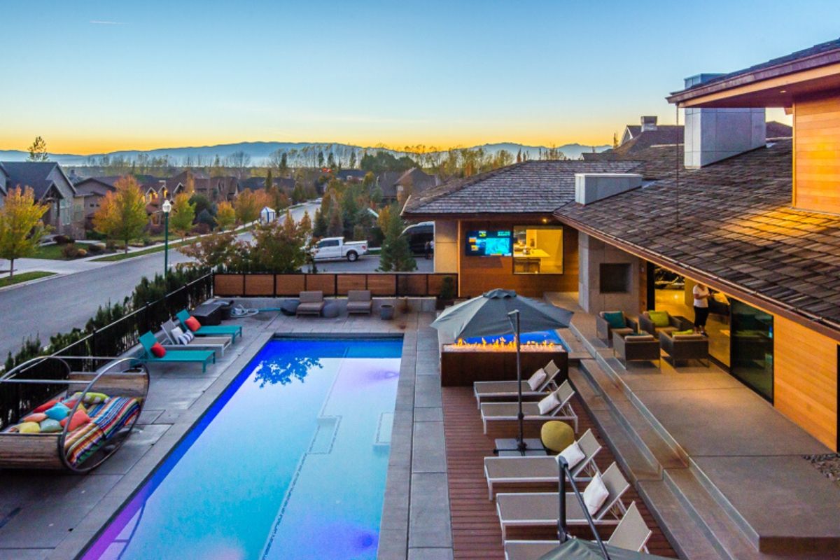 1072 North 1450 East Orem - Utah Real Estate - Woodley Real Estate